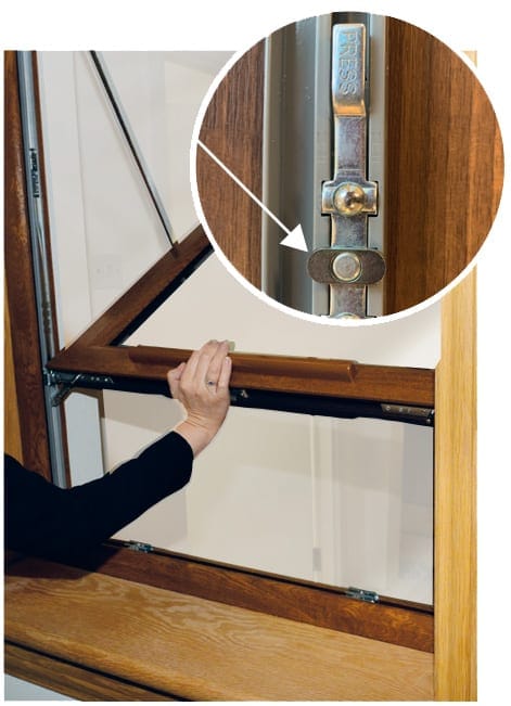 Help & Advice - Reversible Window Operation - CR Smith Fix